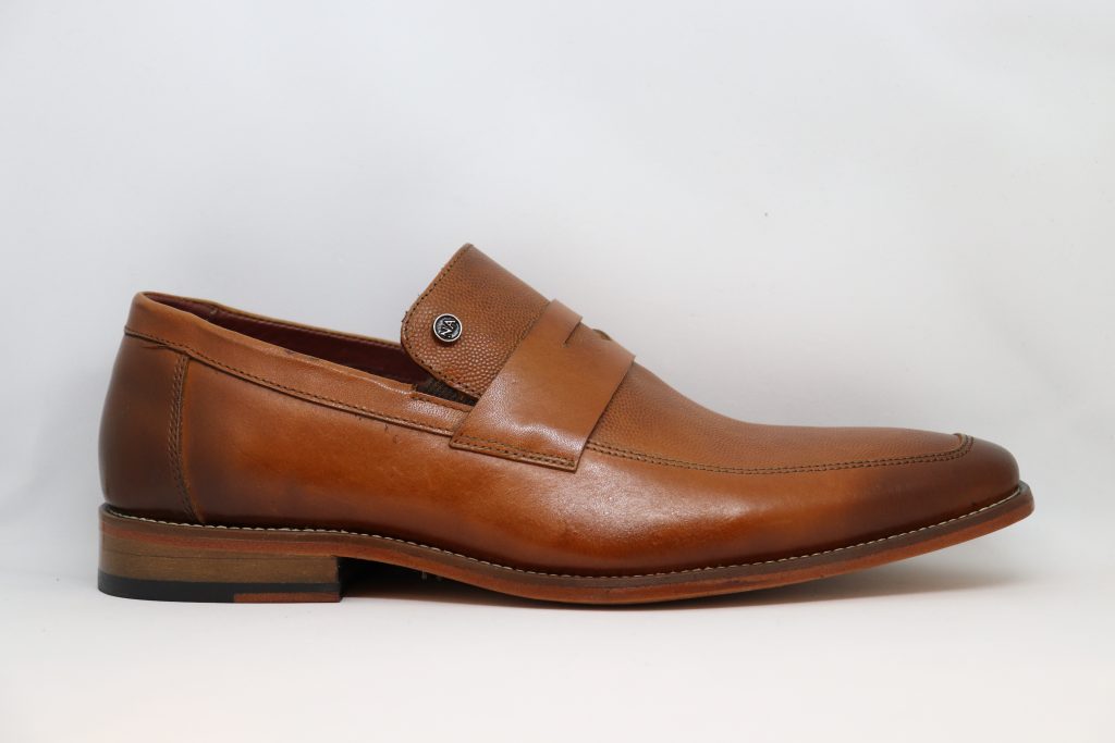 Armando - Tan - Nina ArmandoNina Armando